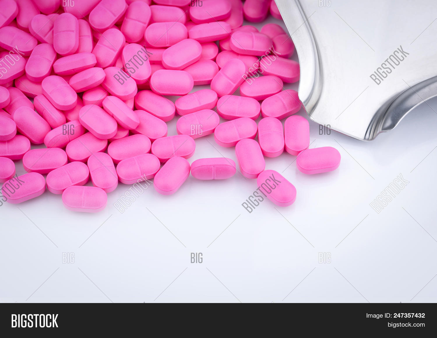 Pile Pink Tablets Pill Image & Photo (Free Trial) | Bigstock