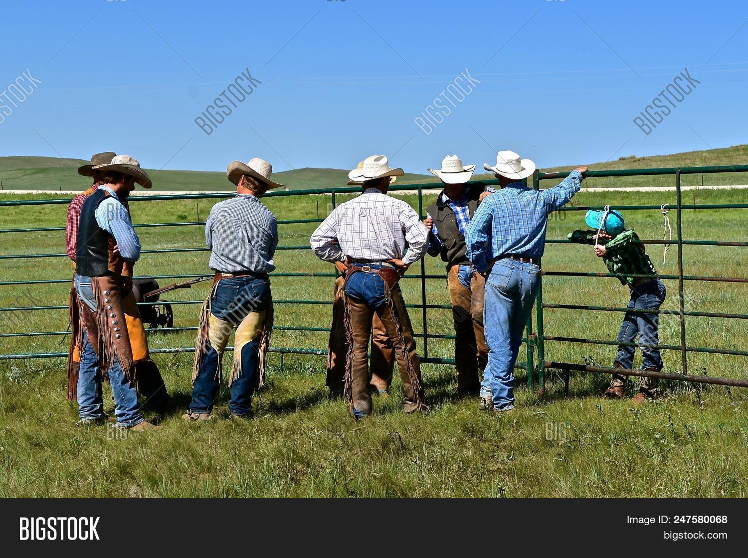 Mud Butte, South Image & Photo (Free Trial) | Bigstock