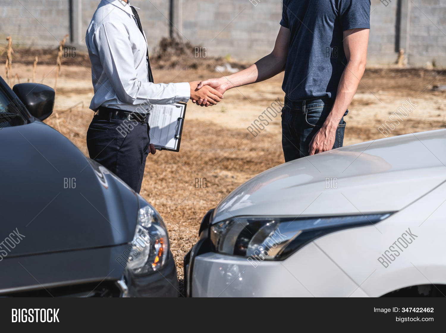 Insurance Agent Image & Photo (Free Trial) | Bigstock