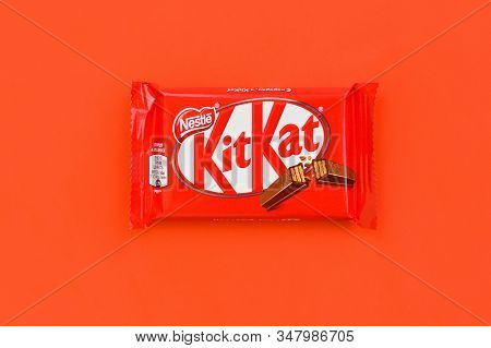 Kit Kat Chocolate Bar Image & Photo (Free Trial) | Bigstock