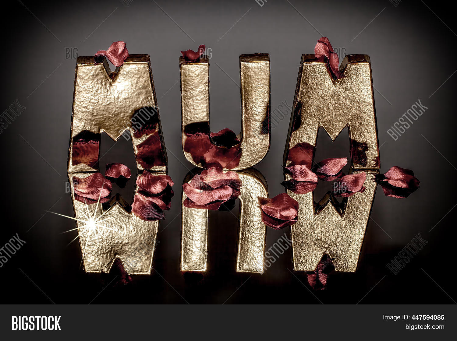 Mum. Word Mum Solid Image & Photo (Free Trial) | Bigstock