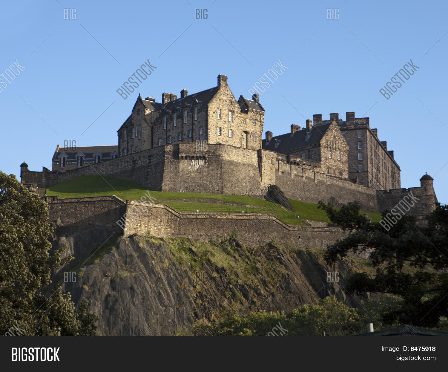 Edinburgh Castle Image & Photo (Free Trial) | Bigstock
