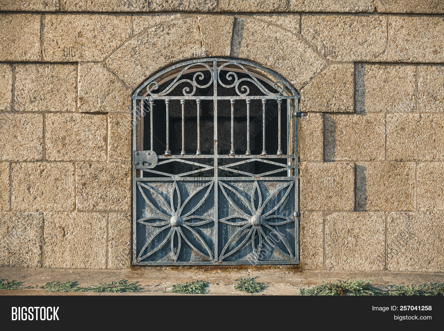 Ancient Iron Gate Image & Photo (Free Trial) | Bigstock