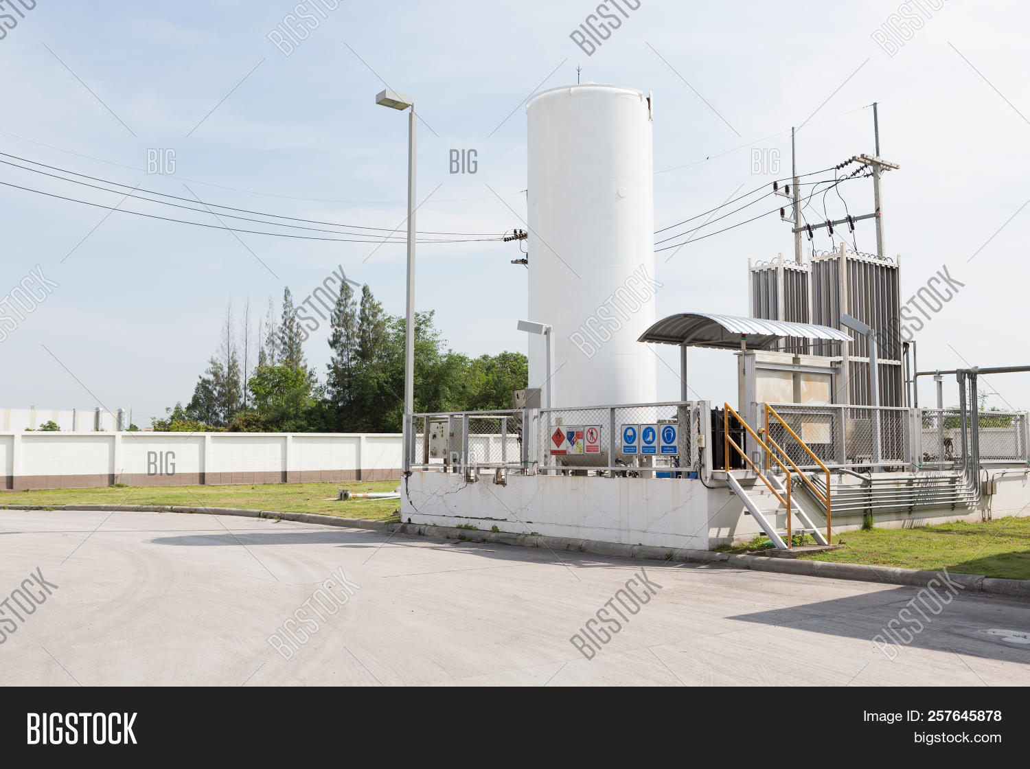 Small Oil Gas Storage Image & Photo (Free Trial) | Bigstock