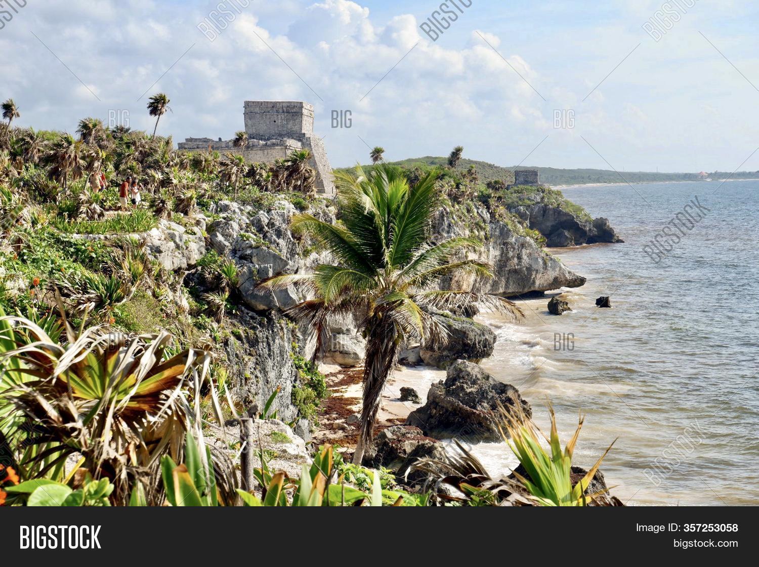 Mayan Ruins Tulum Image & Photo (Free Trial) | Bigstock