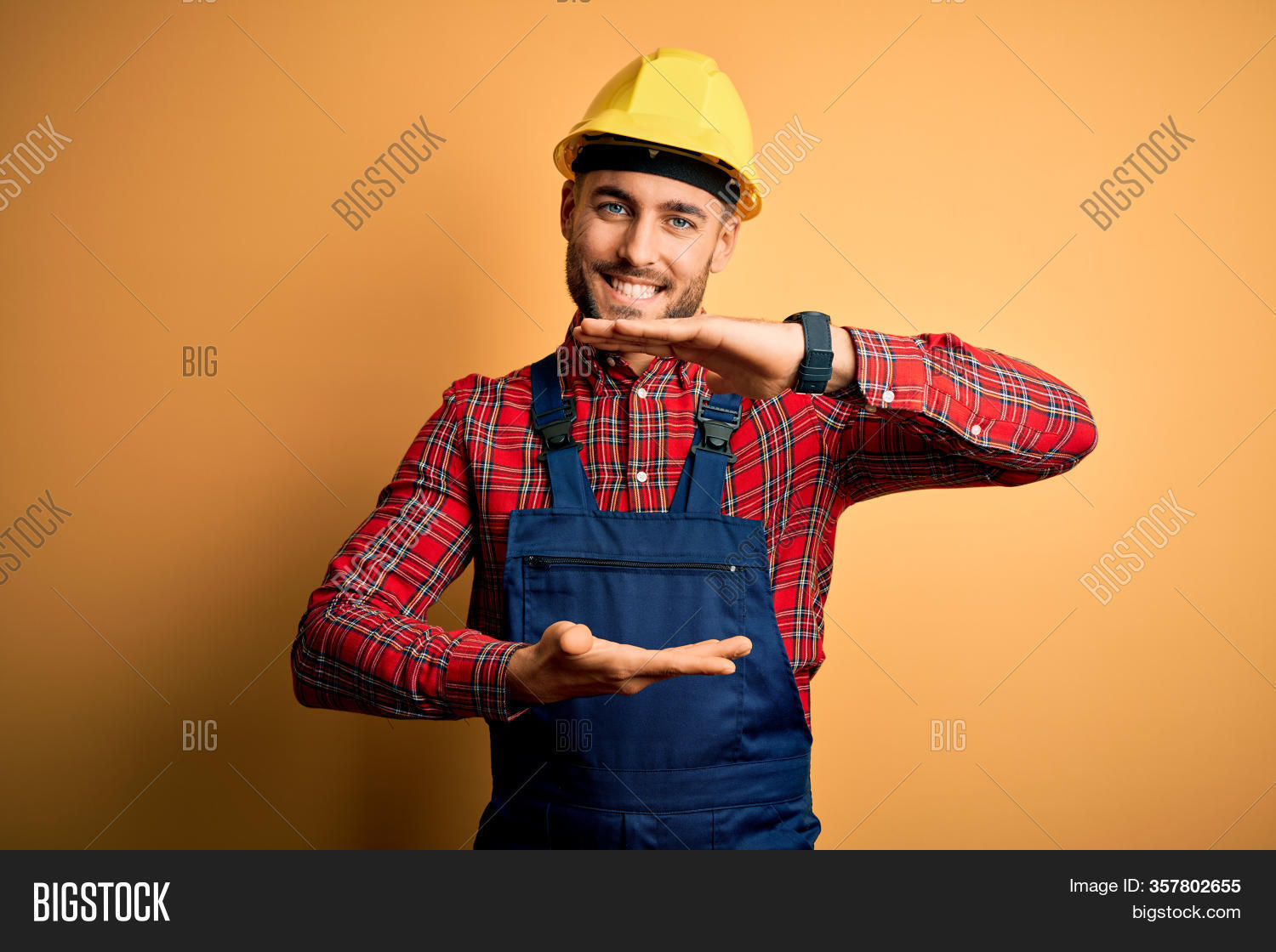 Young Builder Man Image & Photo (Free Trial) | Bigstock