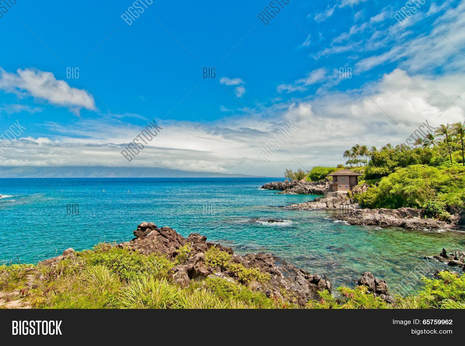 Ocean View West Maui's Image & Photo (Free Trial) | Bigstock