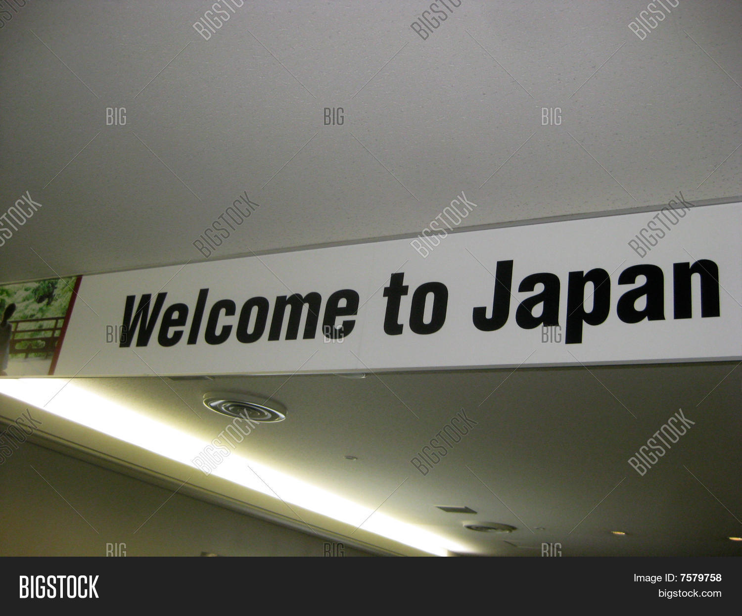 Welcome Japan Sign Image & Photo (Free Trial) | Bigstock