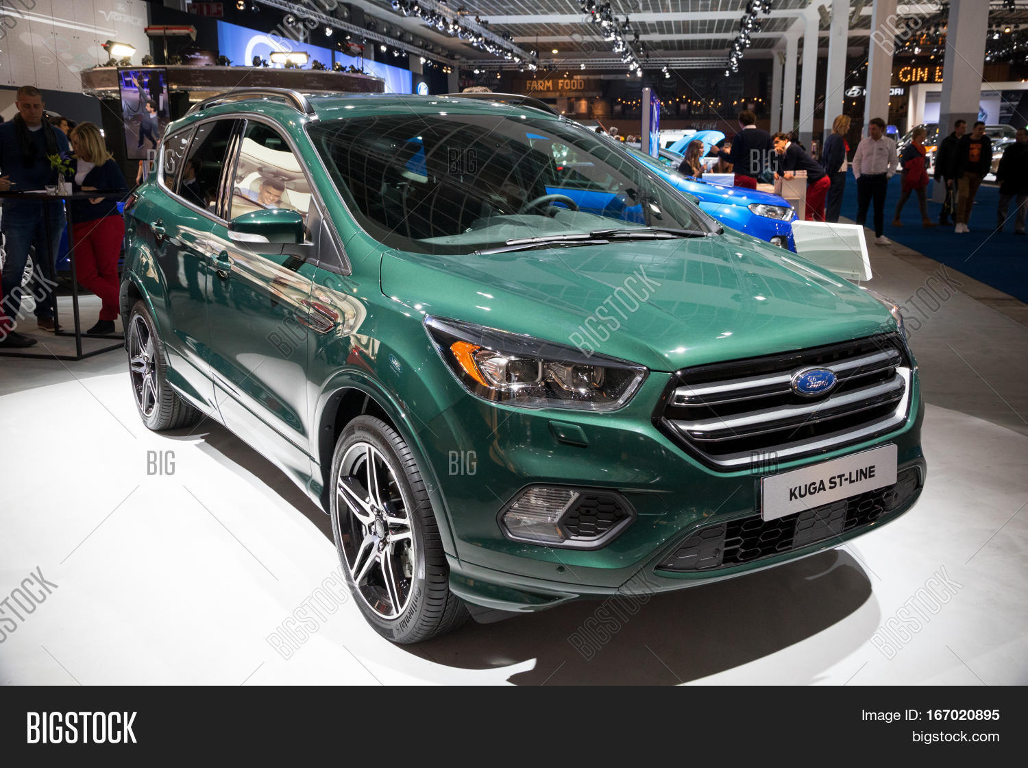 2017 Ford Kuga St-line Image & Photo (Free Trial) | Bigstock