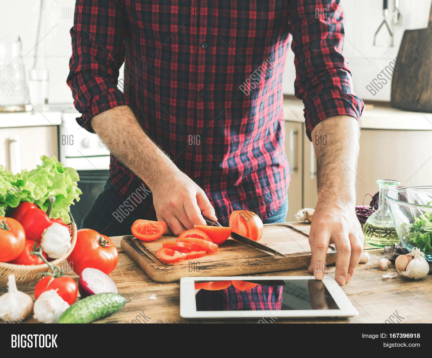 Man Following Recipe Image & Photo (Free Trial) | Bigstock