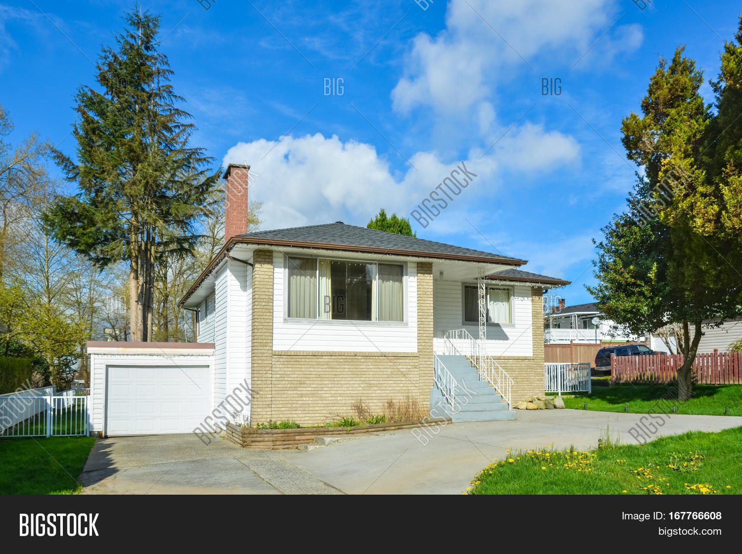 Modest Family House Image & Photo (Free Trial) | Bigstock
