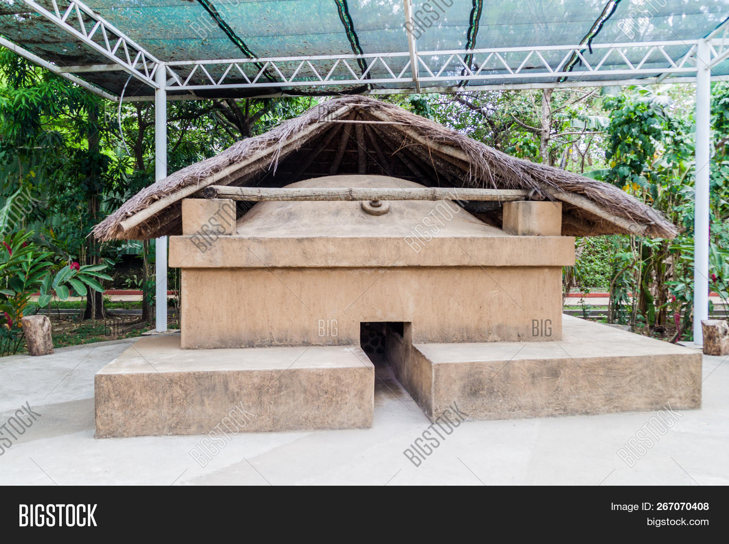 Temazcal, Traditional Image & Photo (Free Trial) | Bigstock