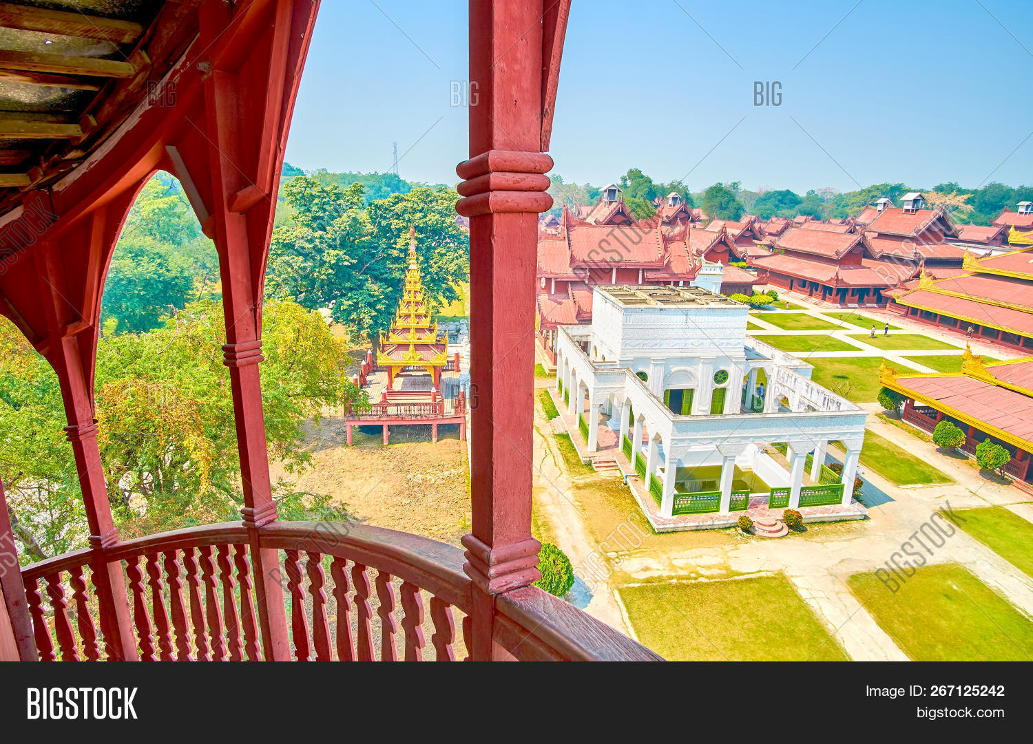 Arcade Windows Image & Photo (Free Trial) | Bigstock