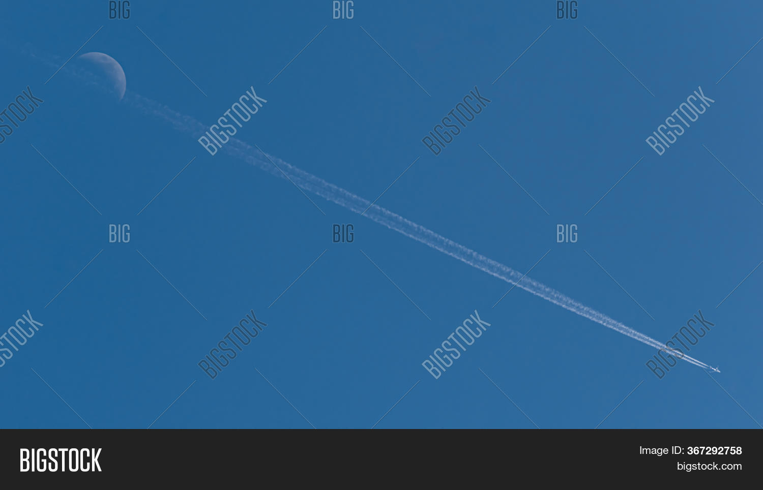 Jet Airplane Contrail Image & Photo (Free Trial) | Bigstock