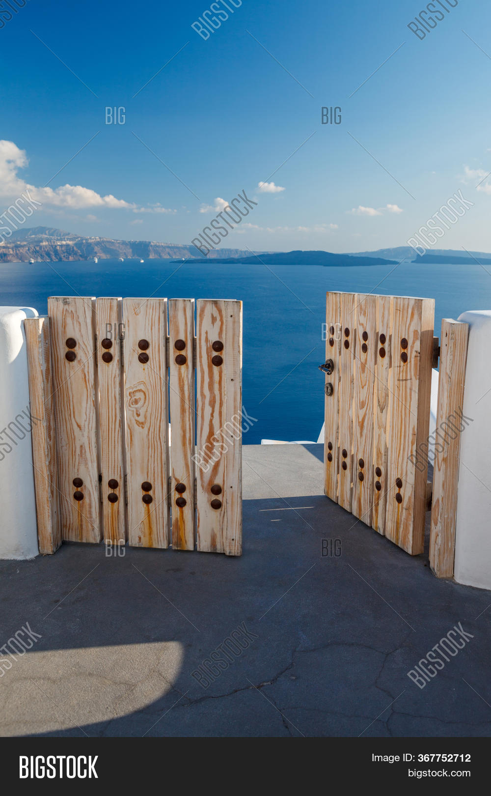 Wooden Gates Sea Image & Photo (Free Trial) | Bigstock