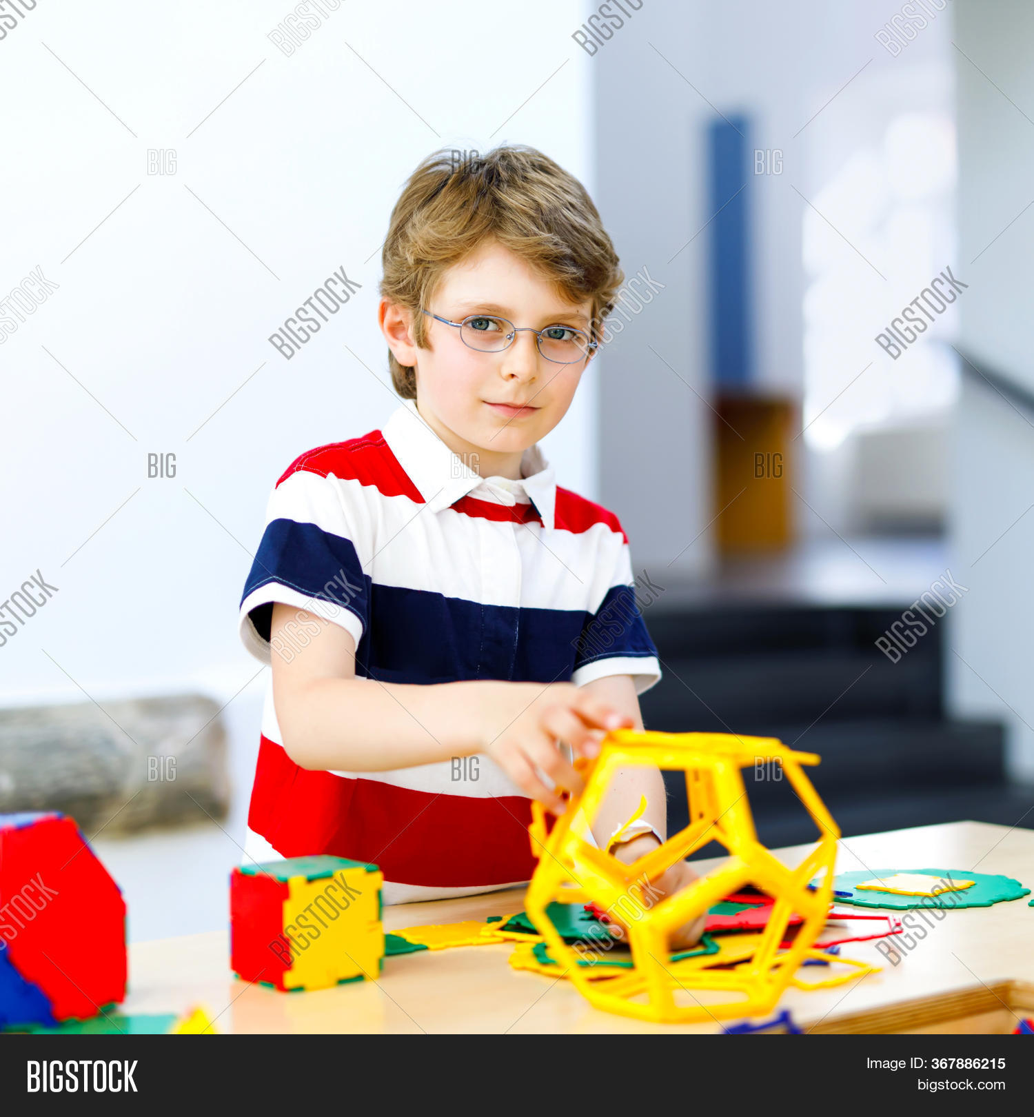 Little Kid Boy Glasses Image & Photo (Free Trial) | Bigstock