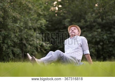 Elderly Spanish Man Image & Photo (Free Trial) | Bigstock