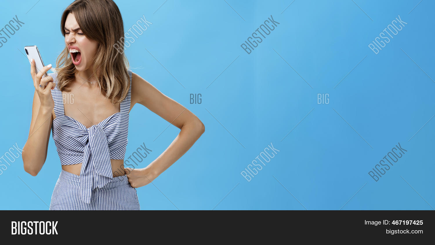Woman Yelling Image & Photo (Free Trial) | Bigstock