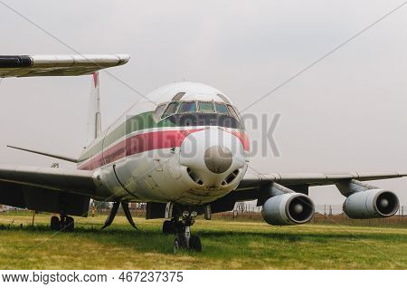 Old Destroyed Image & Photo (Free Trial) | Bigstock