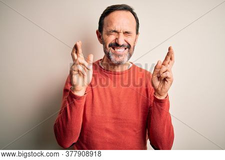 Fingers Crossed Isolated Images, Illustrations & Vectors (Free) - Bigstock