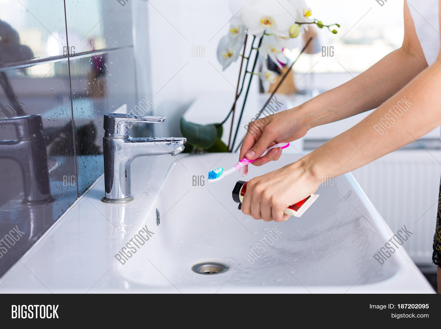 Woman Washing Morning Image & Photo (Free Trial) | Bigstock