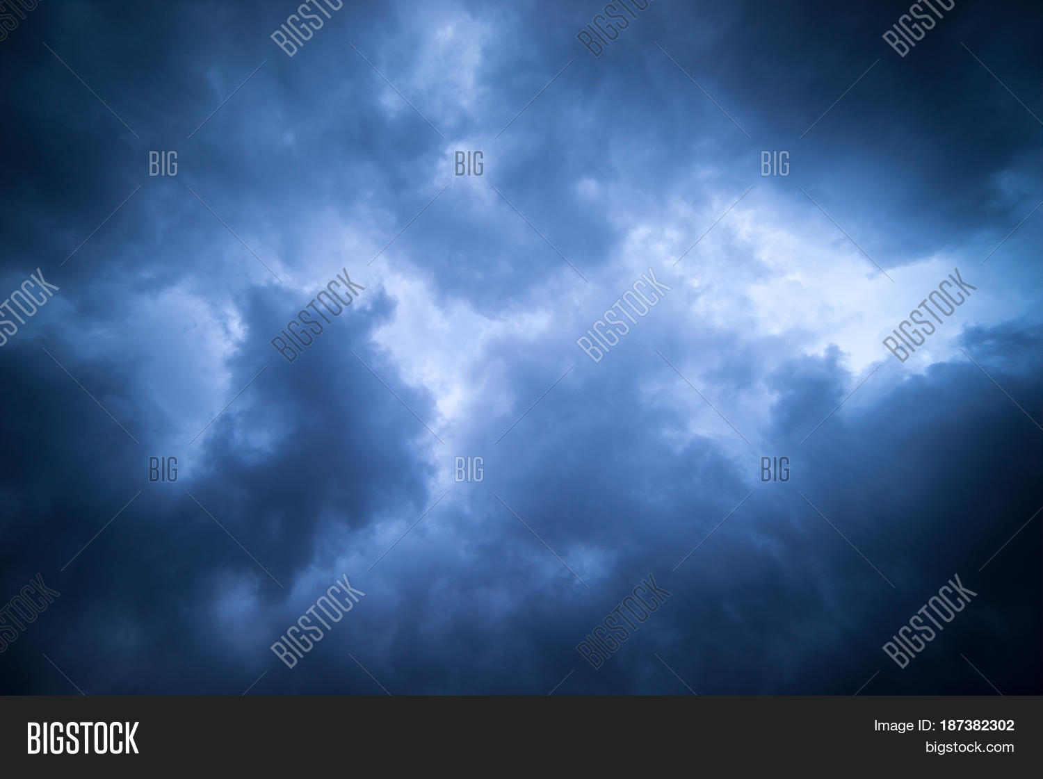 Dark Threatening Sky Image & Photo (Free Trial) | Bigstock