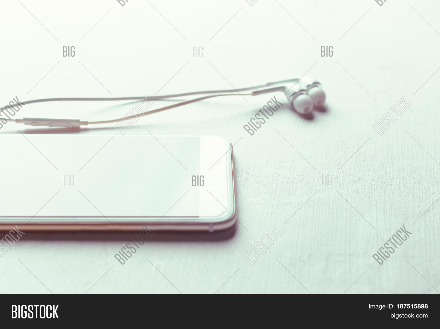 Top View Smartphone Image & Photo (Free Trial) | Bigstock