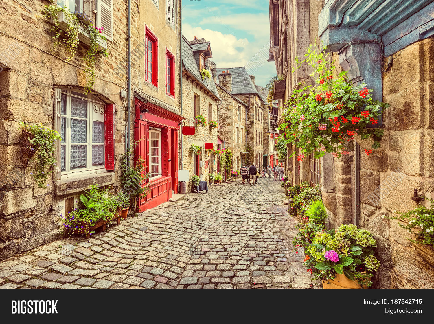 Beautiful Alley Old Image & Photo (Free Trial) | Bigstock