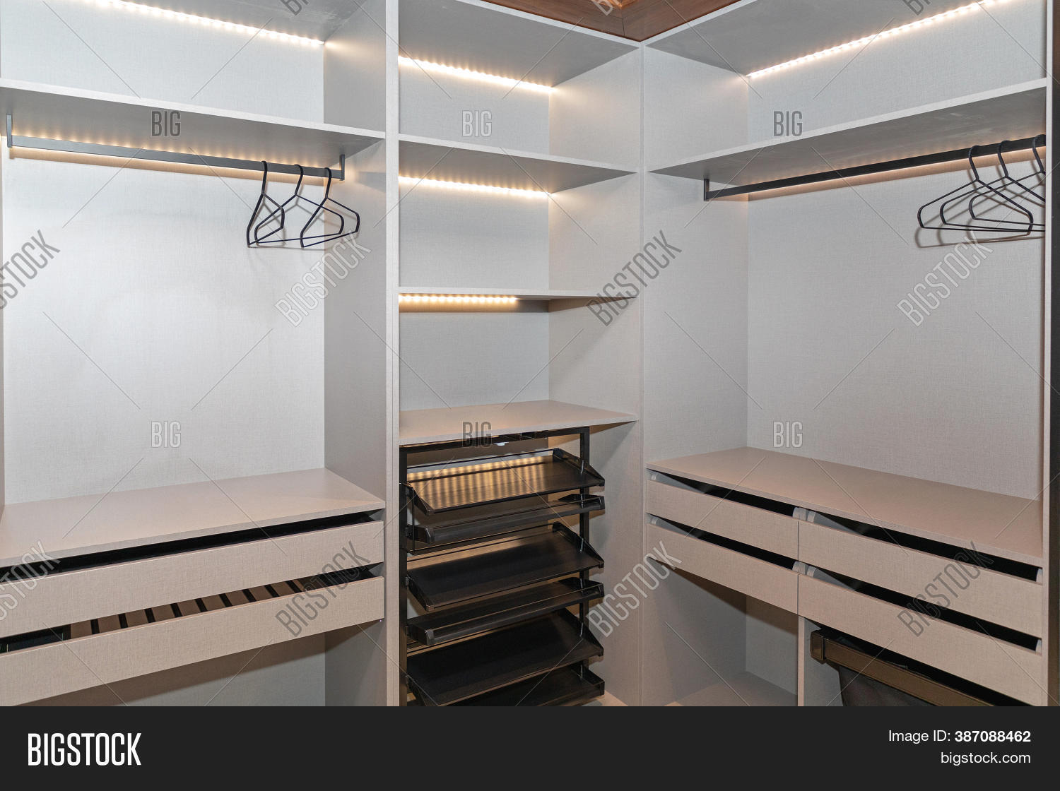 Empty Walk Wardrobe Image & Photo (Free Trial) | Bigstock