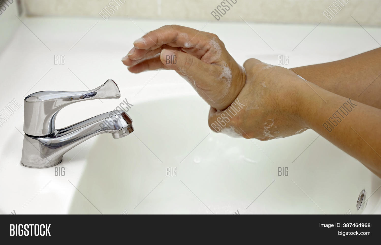 7 Steps Hand Washing Image & Photo (Free Trial) | Bigstock