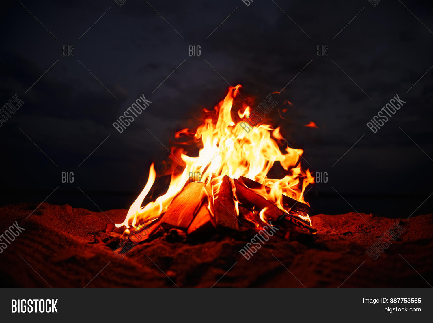 Beautiful Bonfire Image & Photo (Free Trial) | Bigstock