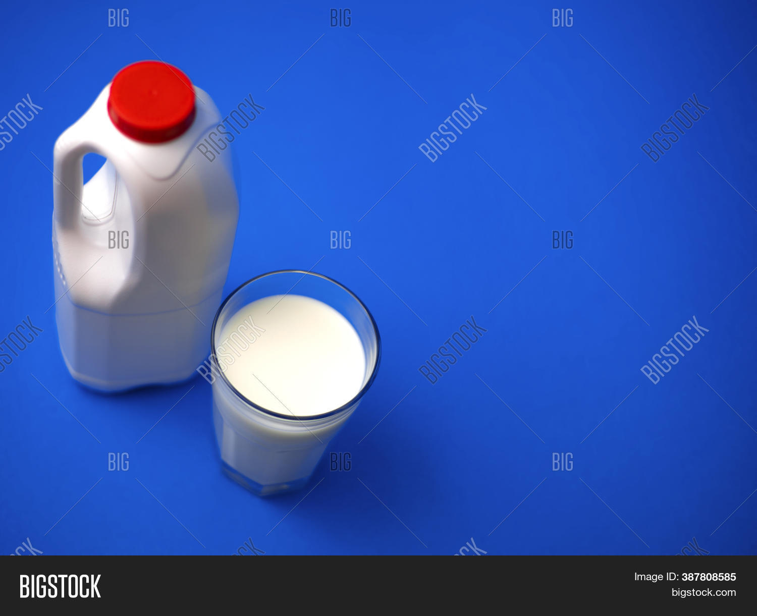 Airtight One Gallon Image & Photo (Free Trial) | Bigstock