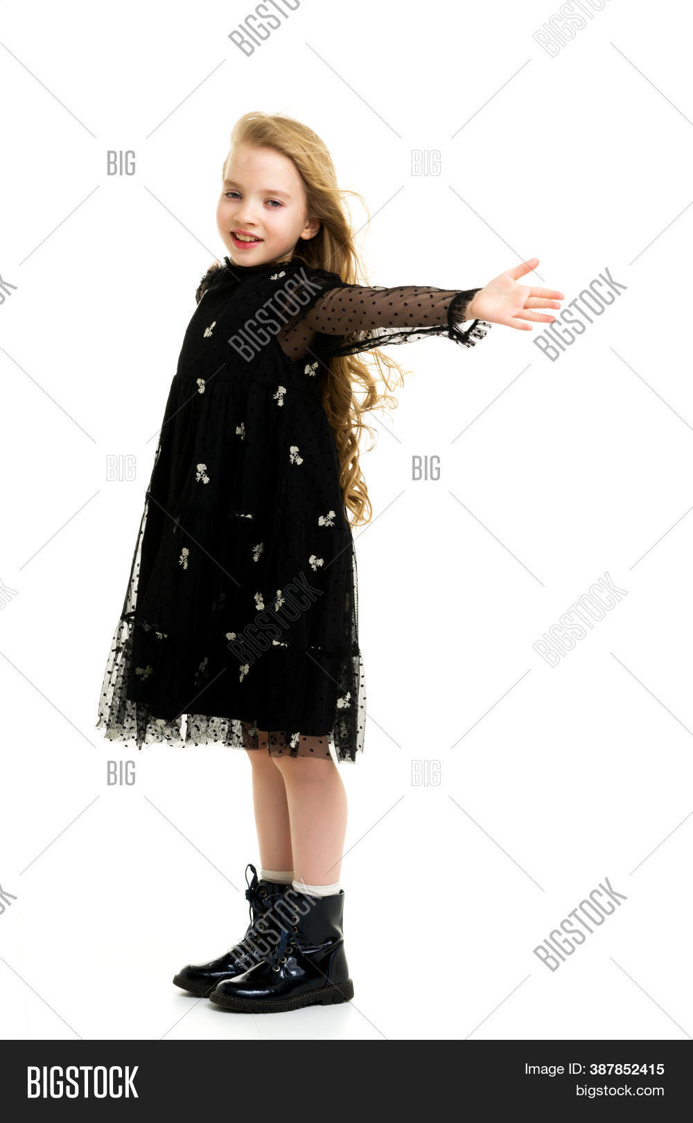 Strong Wind Blows On Image & Photo (Free Trial) | Bigstock