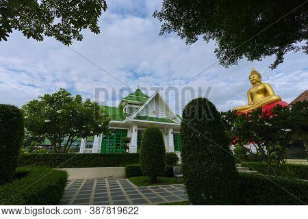 Wat Bot Important Image & Photo (Free Trial) | Bigstock