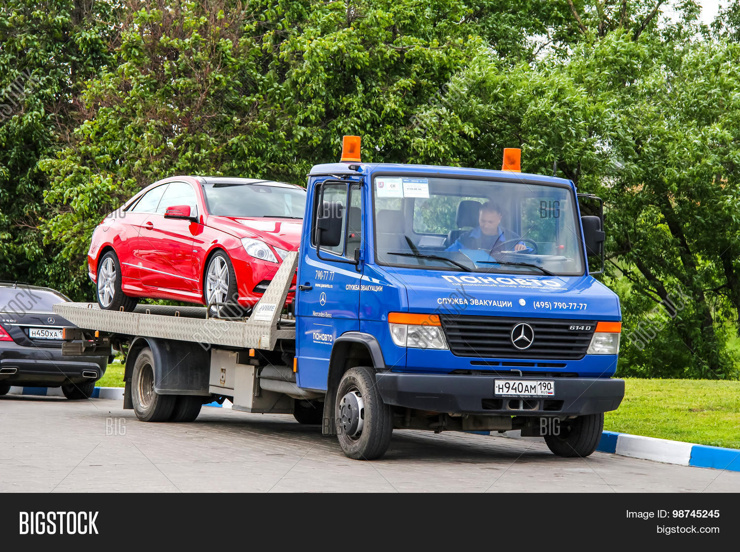 Mercedes-benz Vario Image & Photo (Free Trial) | Bigstock