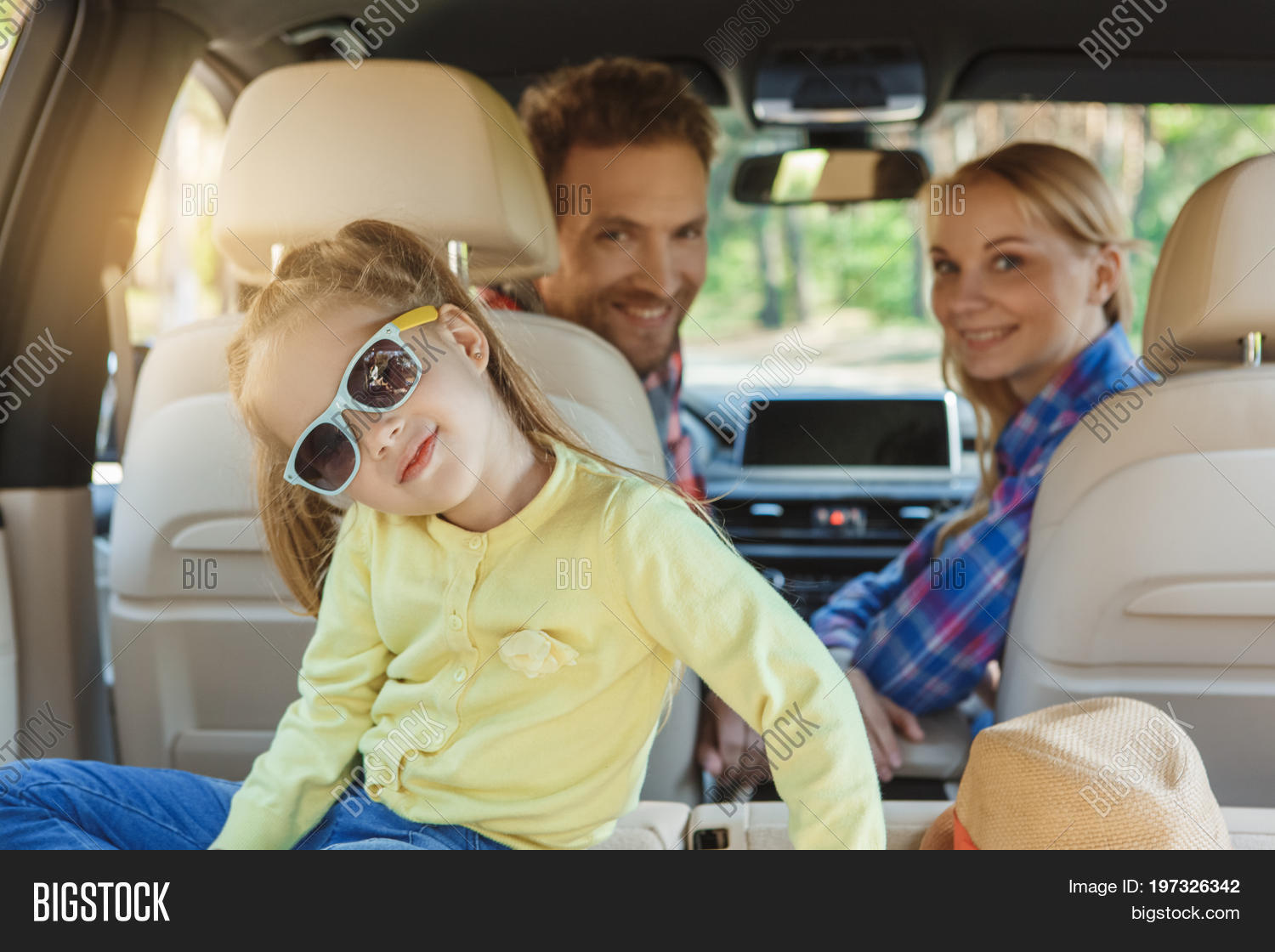 Travel By Car Family Image & Photo (Free Trial) | Bigstock