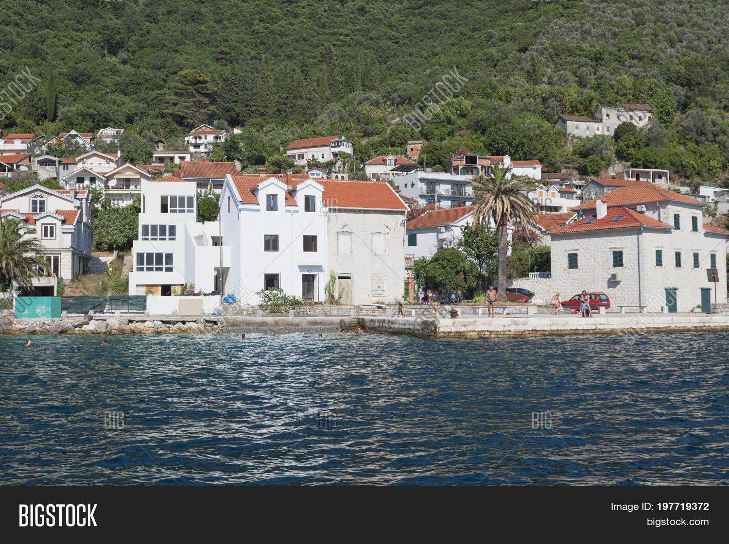 Lepetani-kamenari Image & Photo (Free Trial) | Bigstock