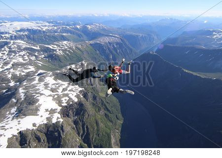 Skydiving Over Image & Photo (Free Trial) | Bigstock