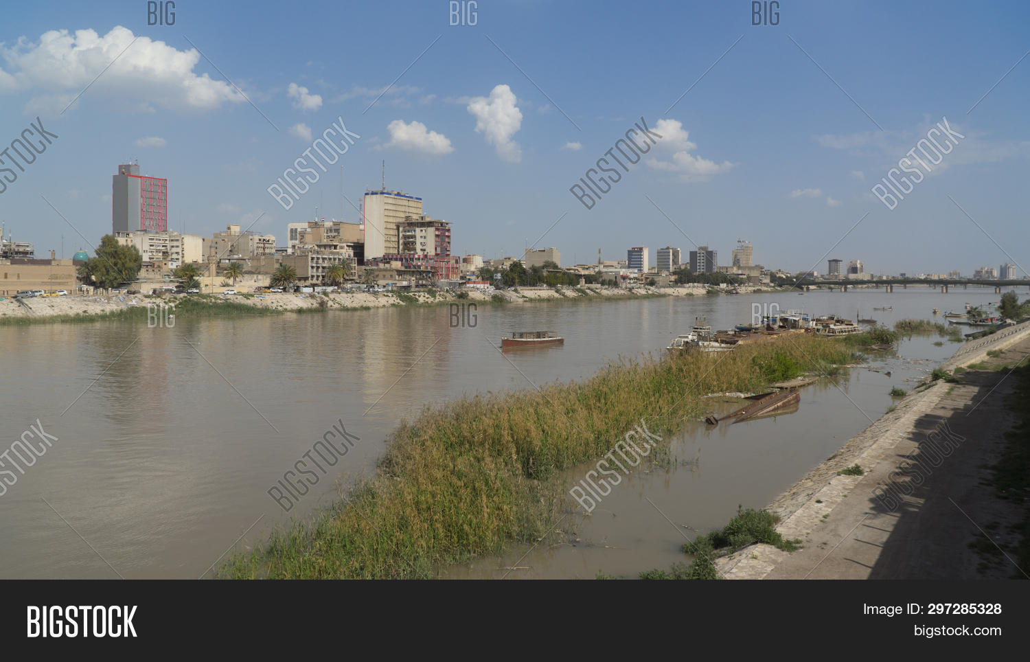 Tigris River Baghdad Image & Photo (Free Trial) | Bigstock