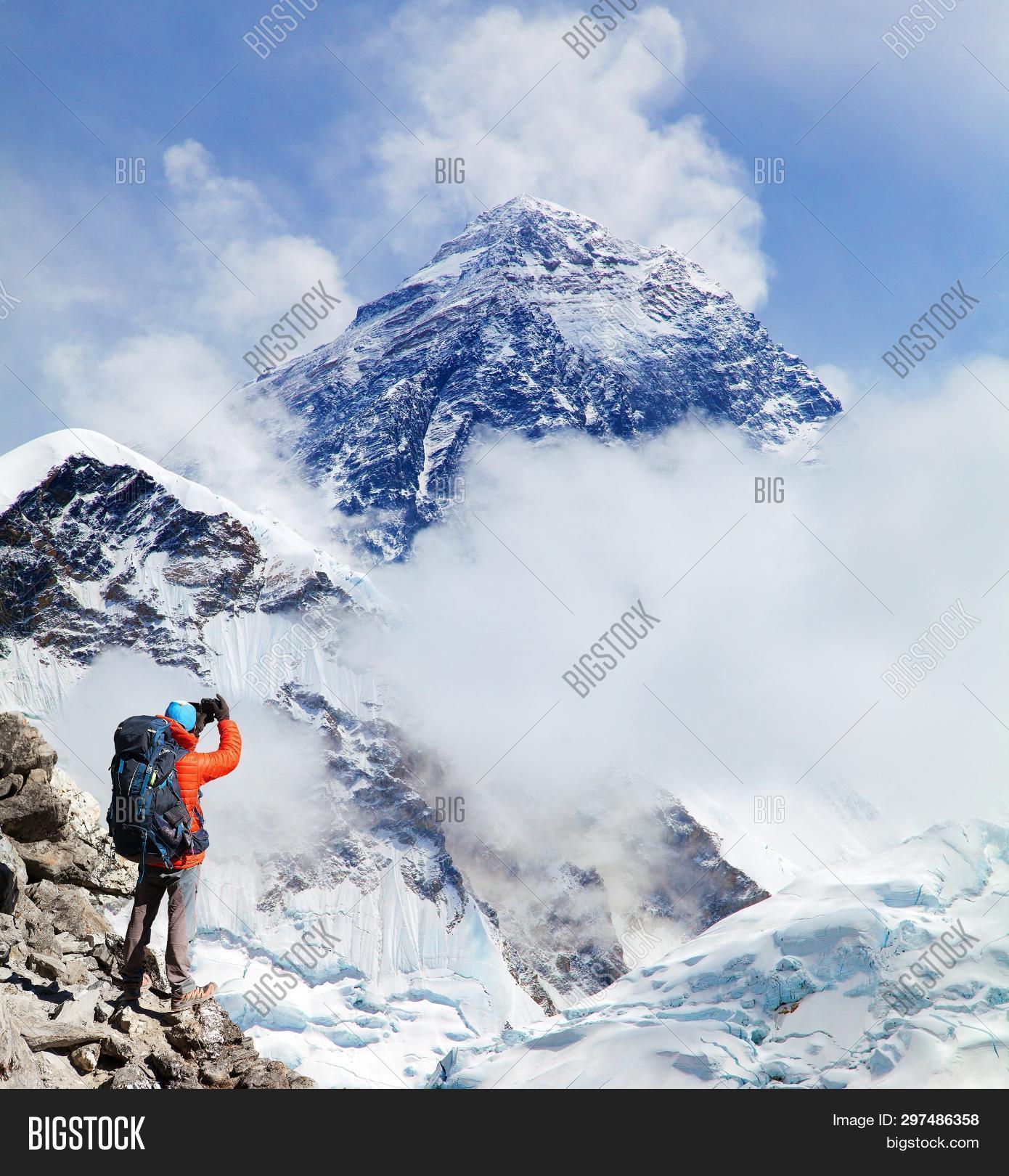 View Mount Everest Image & Photo (Free Trial) | Bigstock