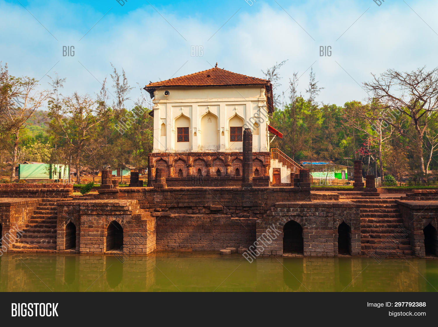 Safa Shahouri Masjid Image & Photo (Free Trial) | Bigstock