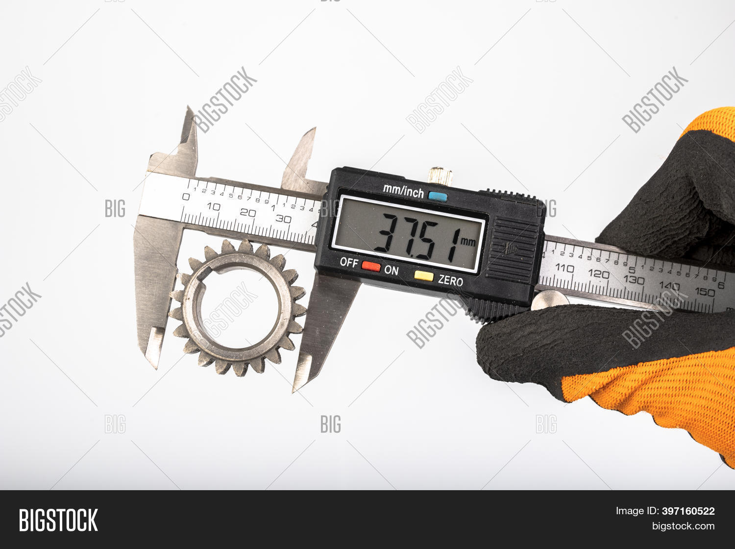 Measuring Gears Image & Photo (Free Trial) | Bigstock