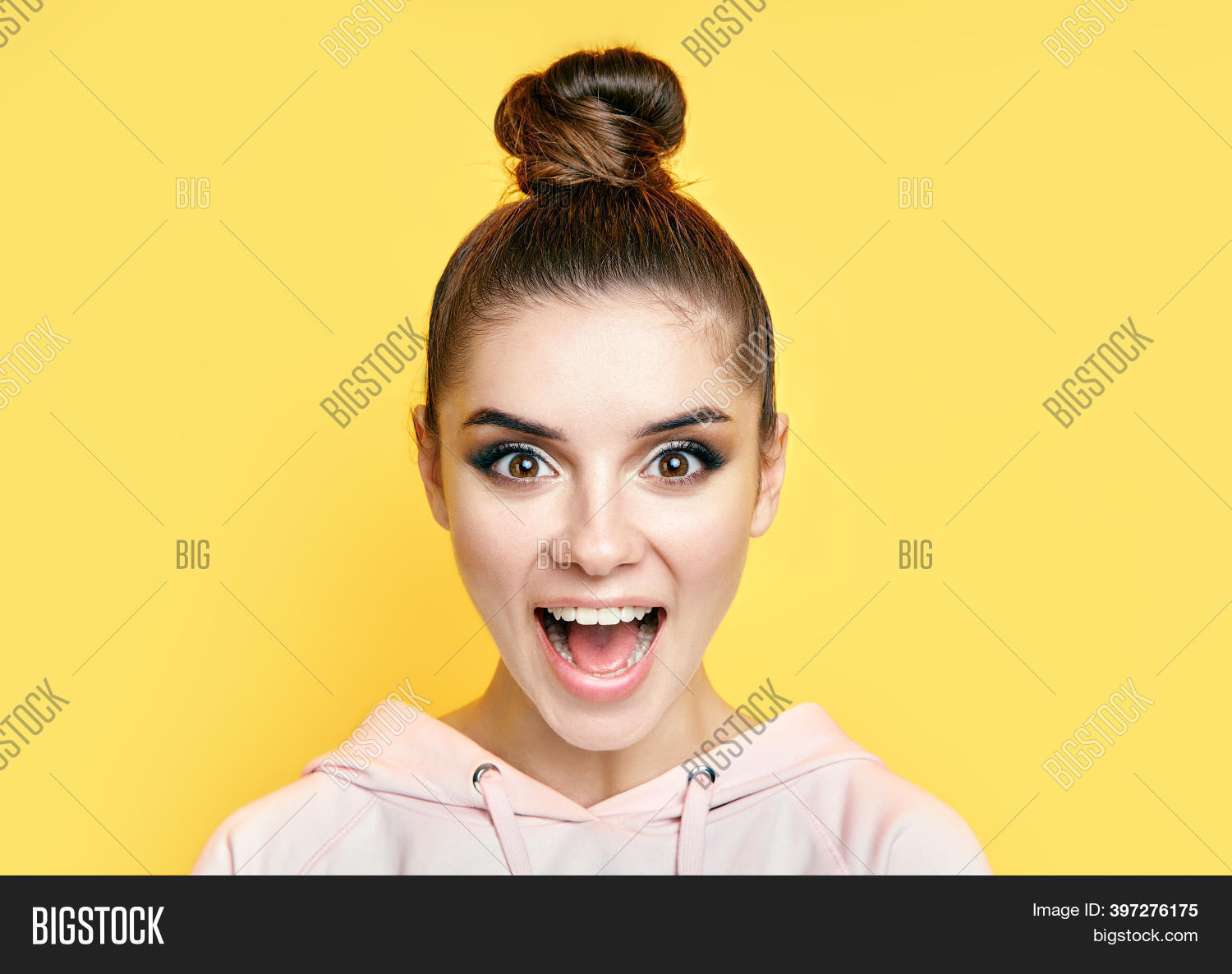 Emotional Suprised Image & Photo (Free Trial) | Bigstock