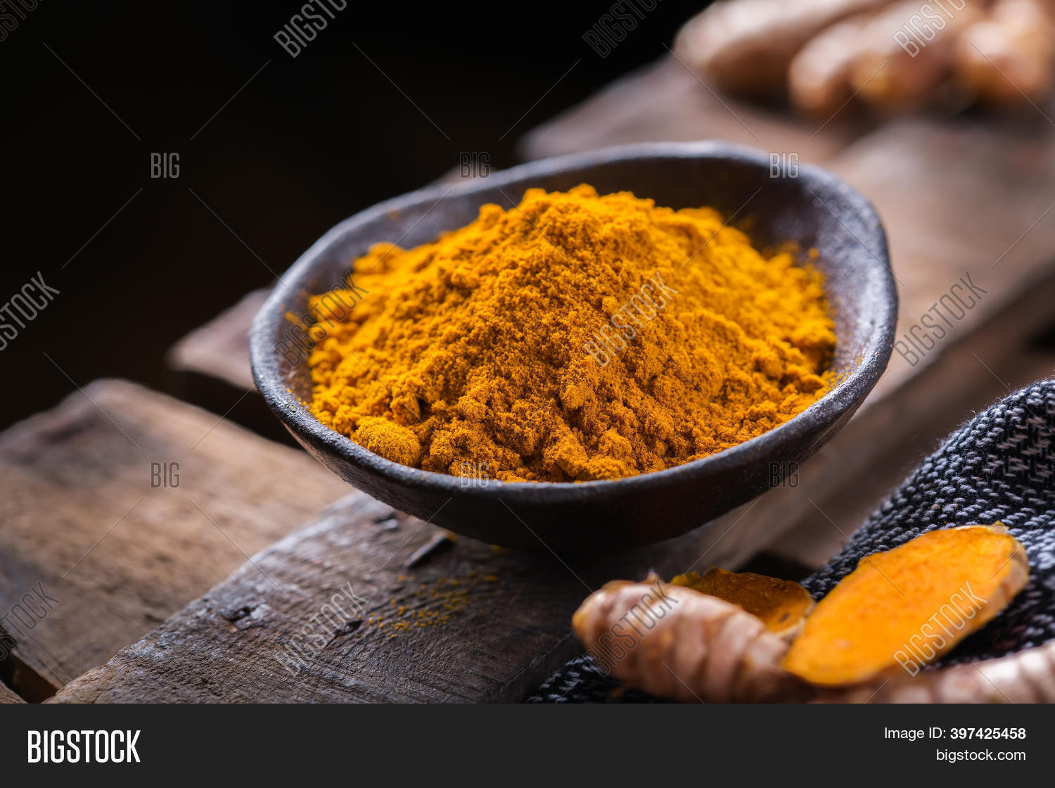 Turmeric Root Curcuma Image & Photo (Free Trial) | Bigstock