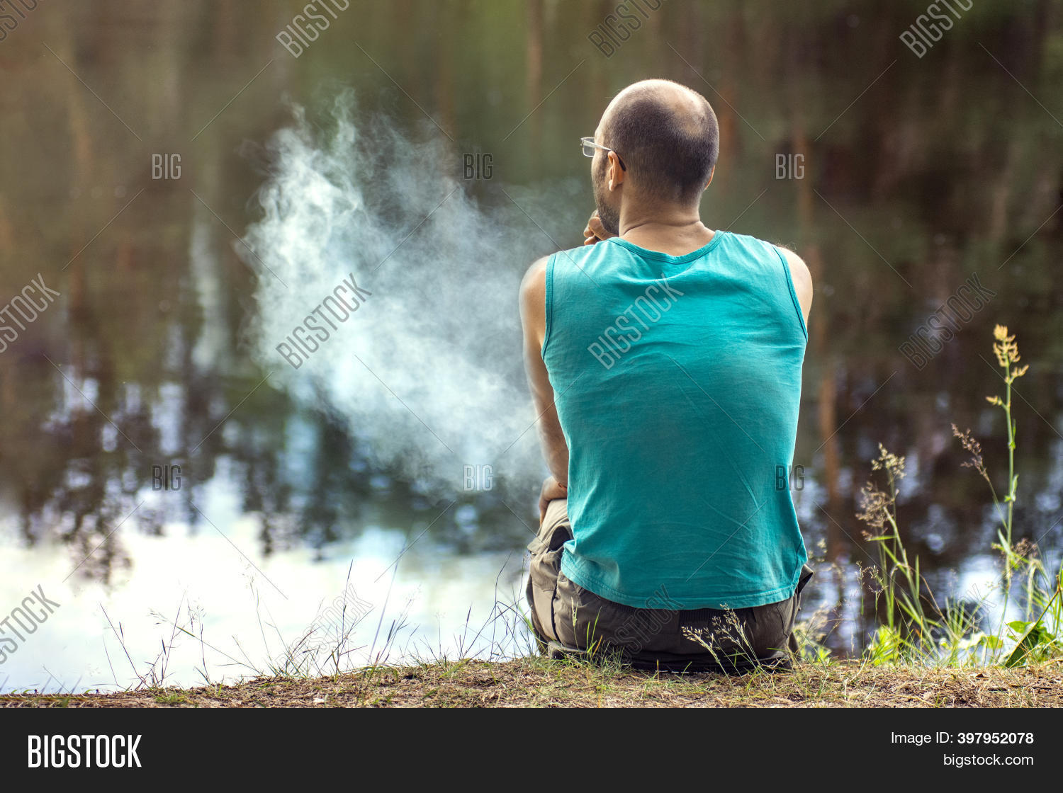 Back View Man Smoking Image & Photo (Free Trial) | Bigstock