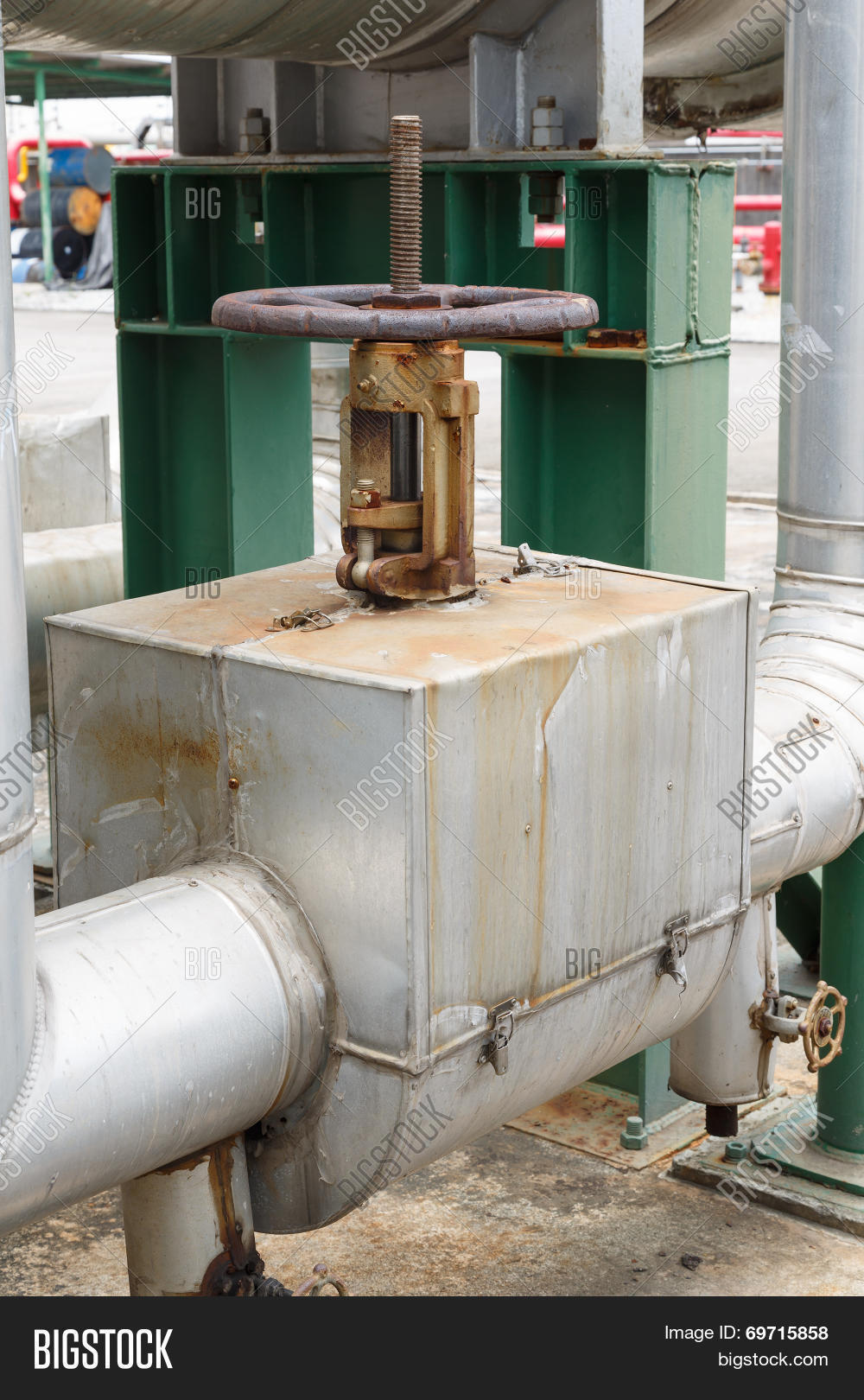 Old Gate Valve Open On Image & Photo (Free Trial) | Bigstock