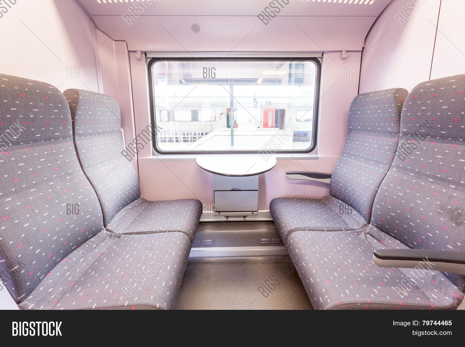 Open Doors Train Image & Photo (Free Trial) | Bigstock