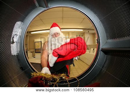 Santa Claus Washes His Image & Photo (Free Trial) | Bigstock