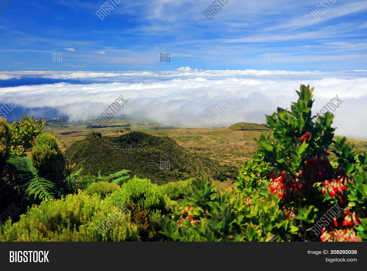 Pico Volcano (2351m) Image & Photo (Free Trial) | Bigstock