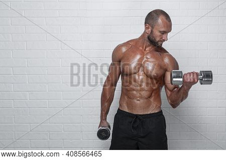 Bodybuilder Doing Image & Photo (Free Trial) | Bigstock